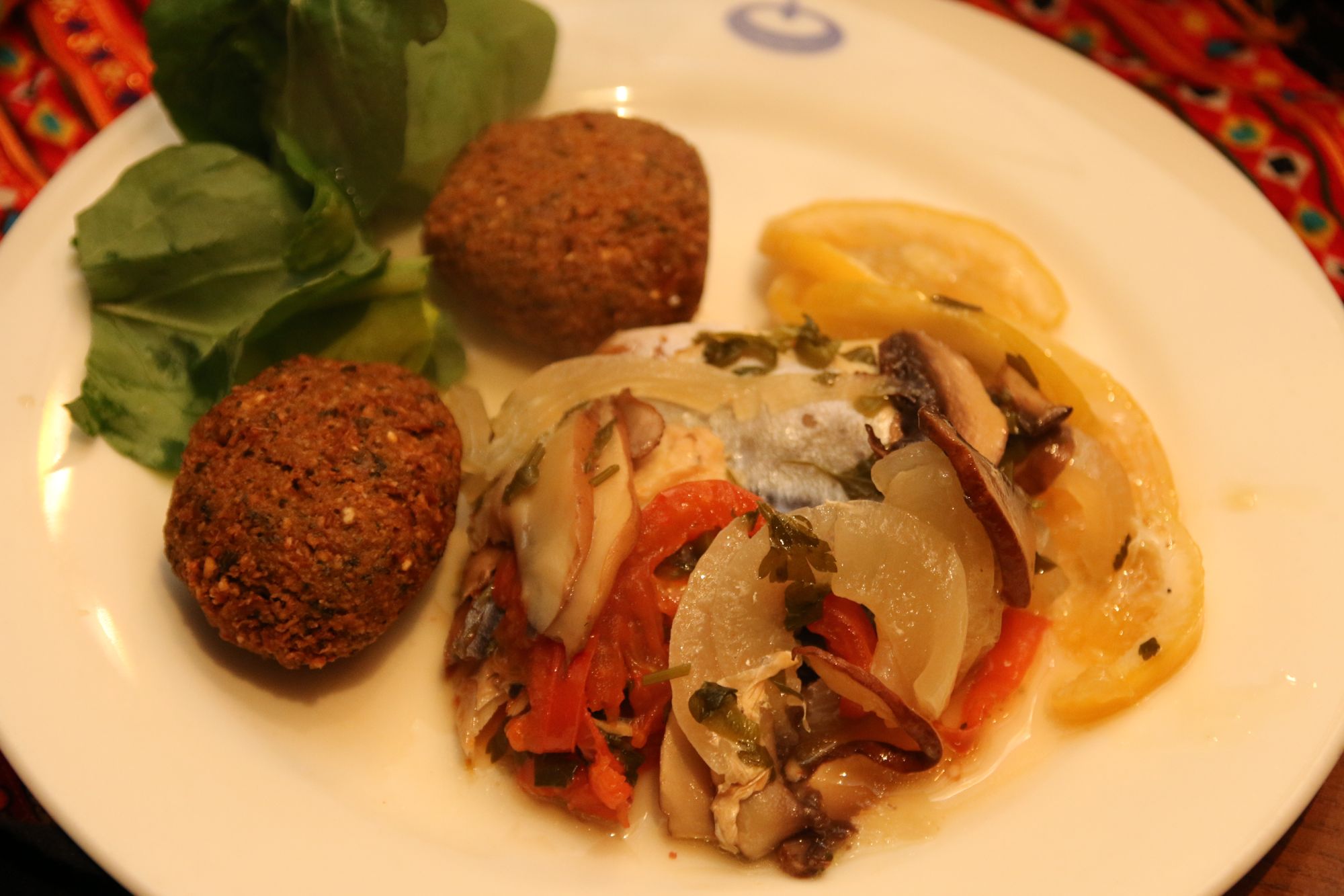 Balik Bugulama, Steamed Mackerel, Vegetables & Lemon | サラーム海上の家